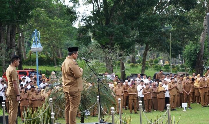 Pimpin Apel Gabungan Selepas di Lantik, Wabup Ahmad Fadly : Mari ...